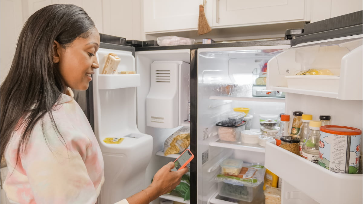 AI Cooking Assistants: Create Recipes Based on Ingredients