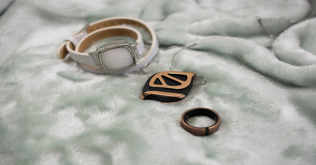 Enhancing Health and Wellness Through Smart Jewelry