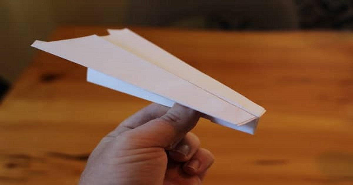 Paper Airplane Design: Apps to Create Perfect Flights